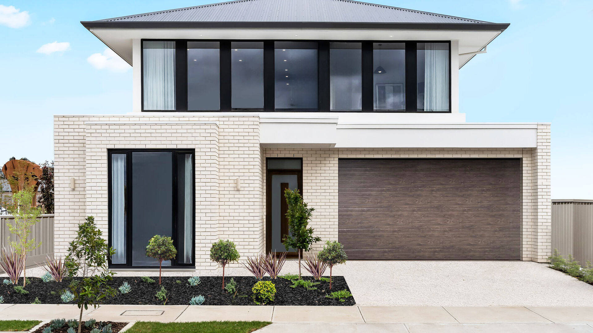 Sterling Homes • Milan